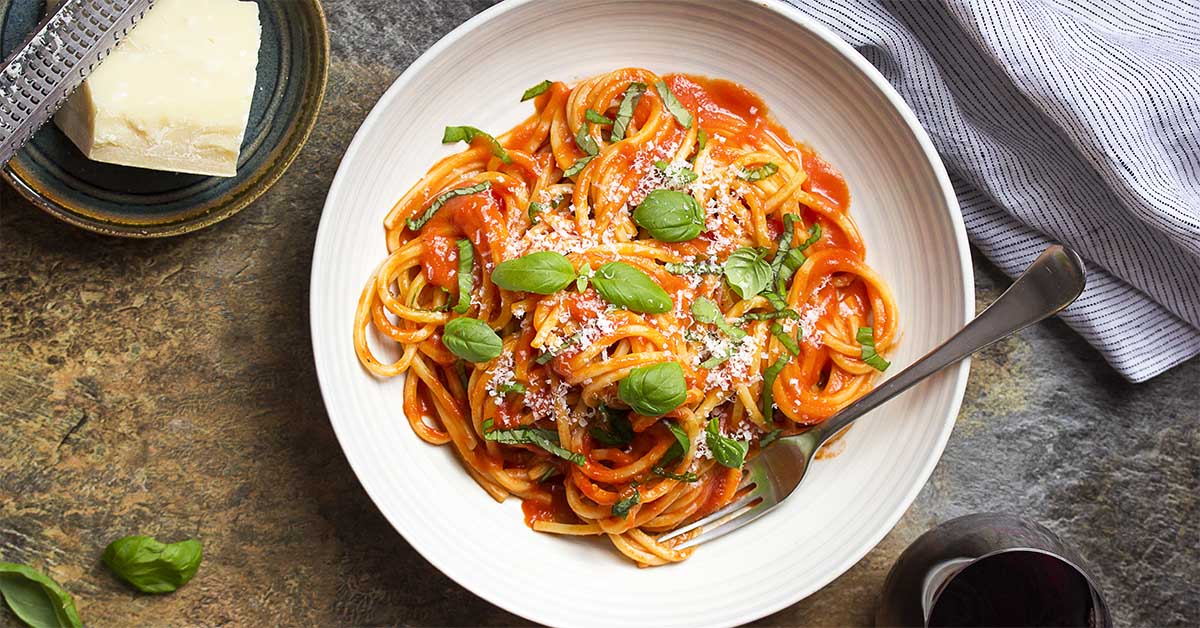 Italian Pasta al Pomodoro - Just a Little Bit of Bacon
